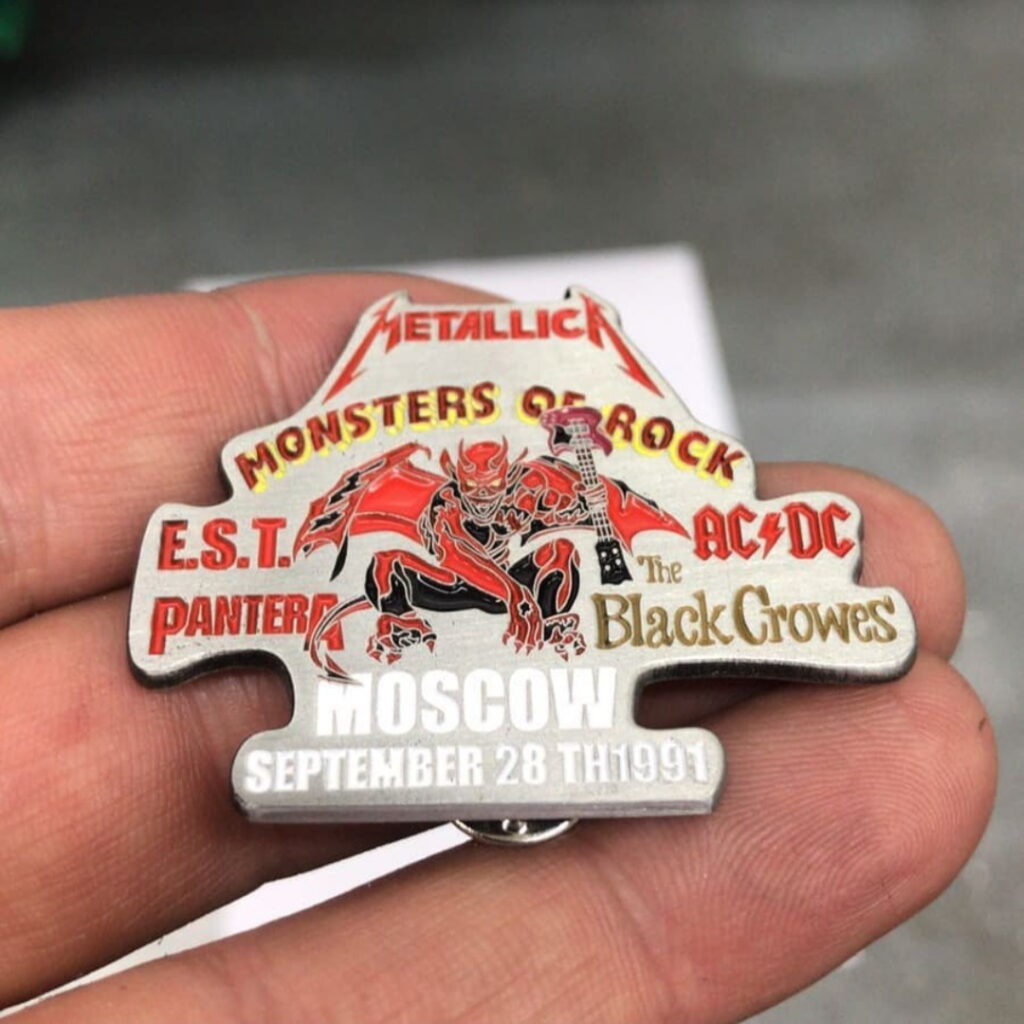 Monsters Of Rock Moscow 1991 Enamel Pin - Pin 'Em All